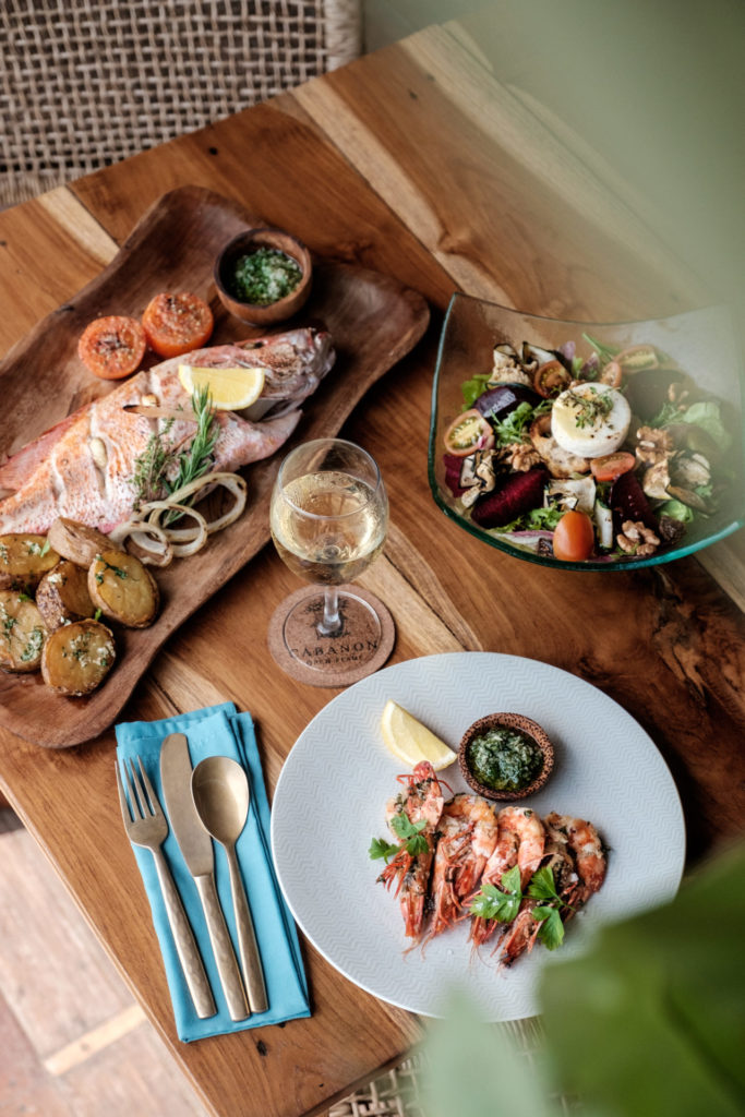 Caravan's sizzling seafood on the beach in Berawa. - Bali travel guide ...